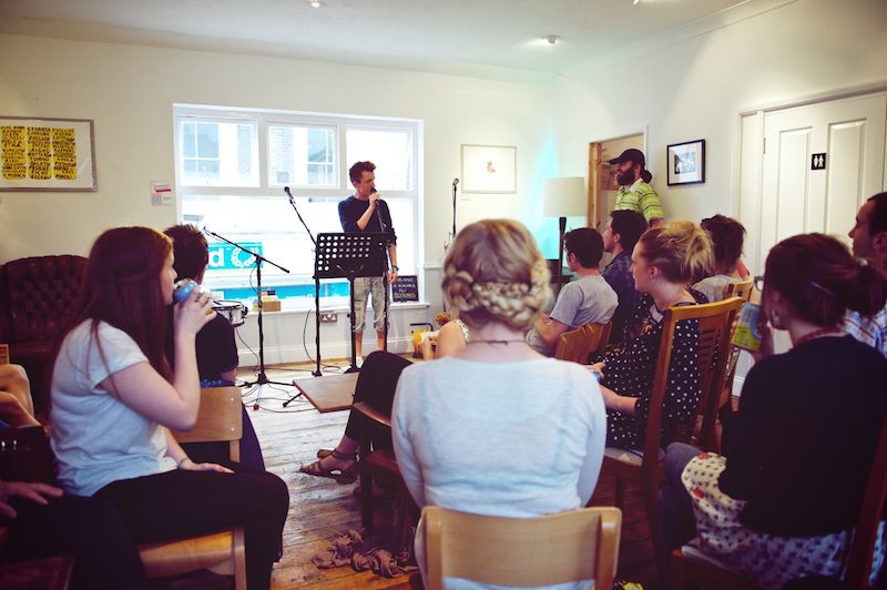 5 Reasons to Host a Q&A After Your Worship Service