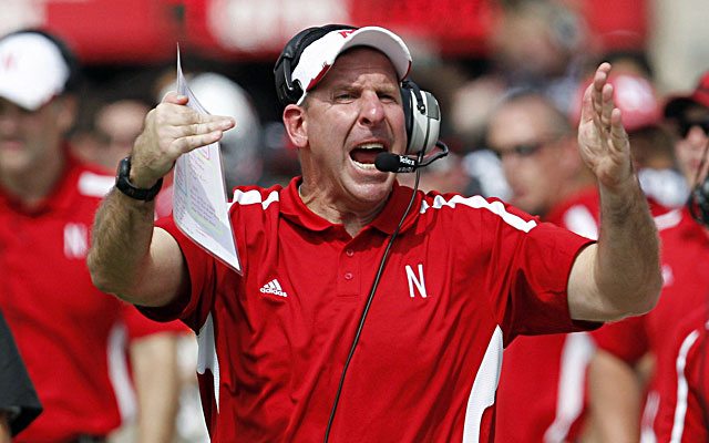 Bo Pelini and the Man in the (Cracked) Mirror