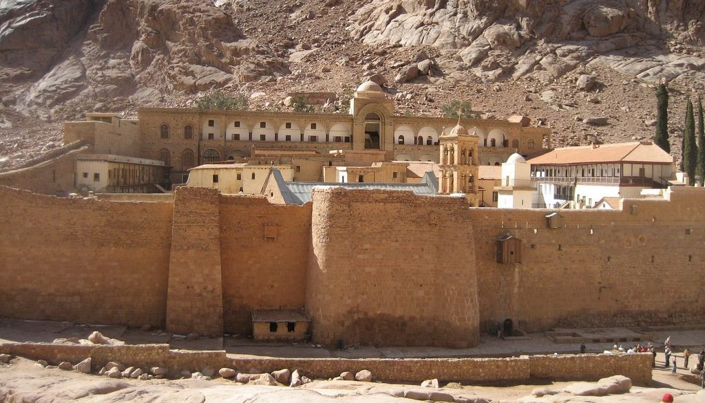 Is Your Church a Kingdom Colony or a Country Club?