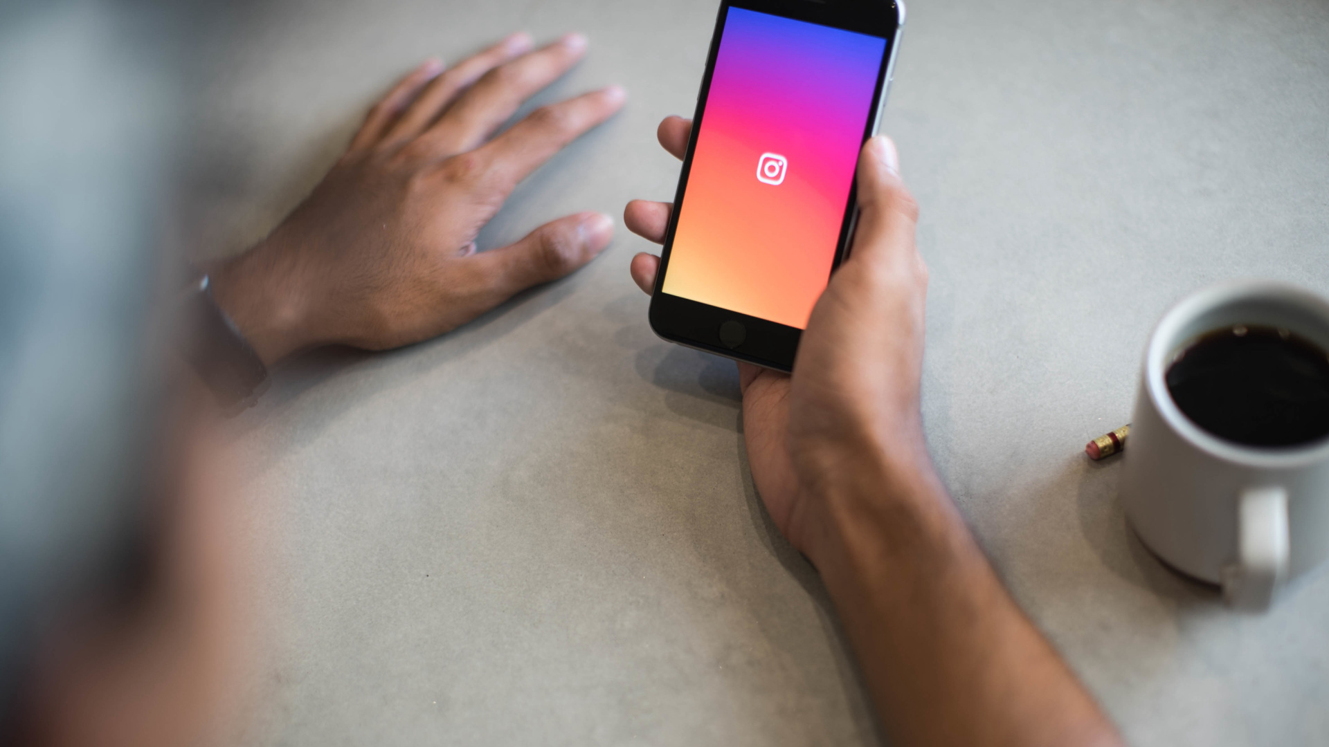 Social Sanity in an Insta World
