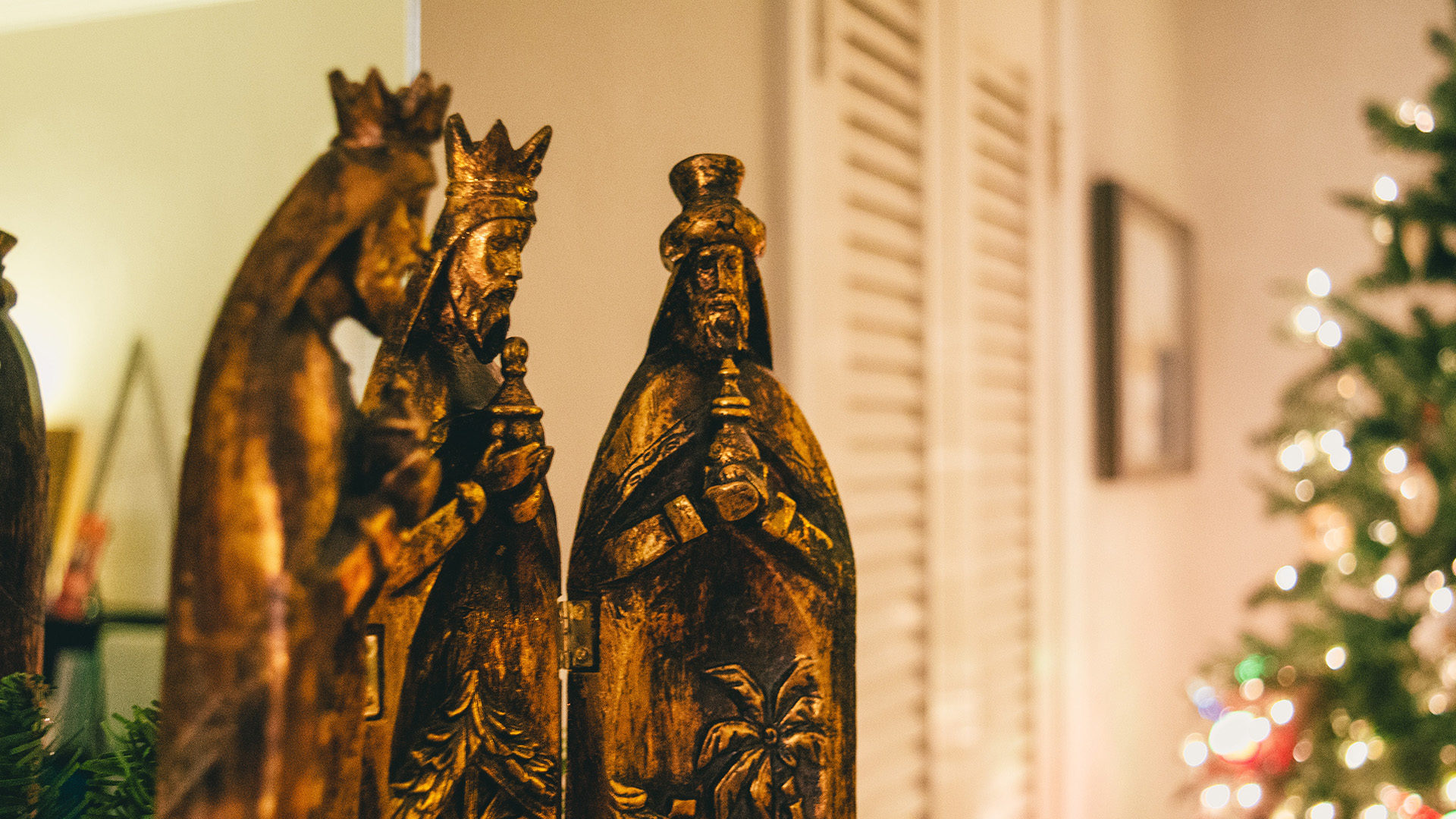 Multicultural Christmas Dec 15 | Happy Holidays....but Whose Holiday