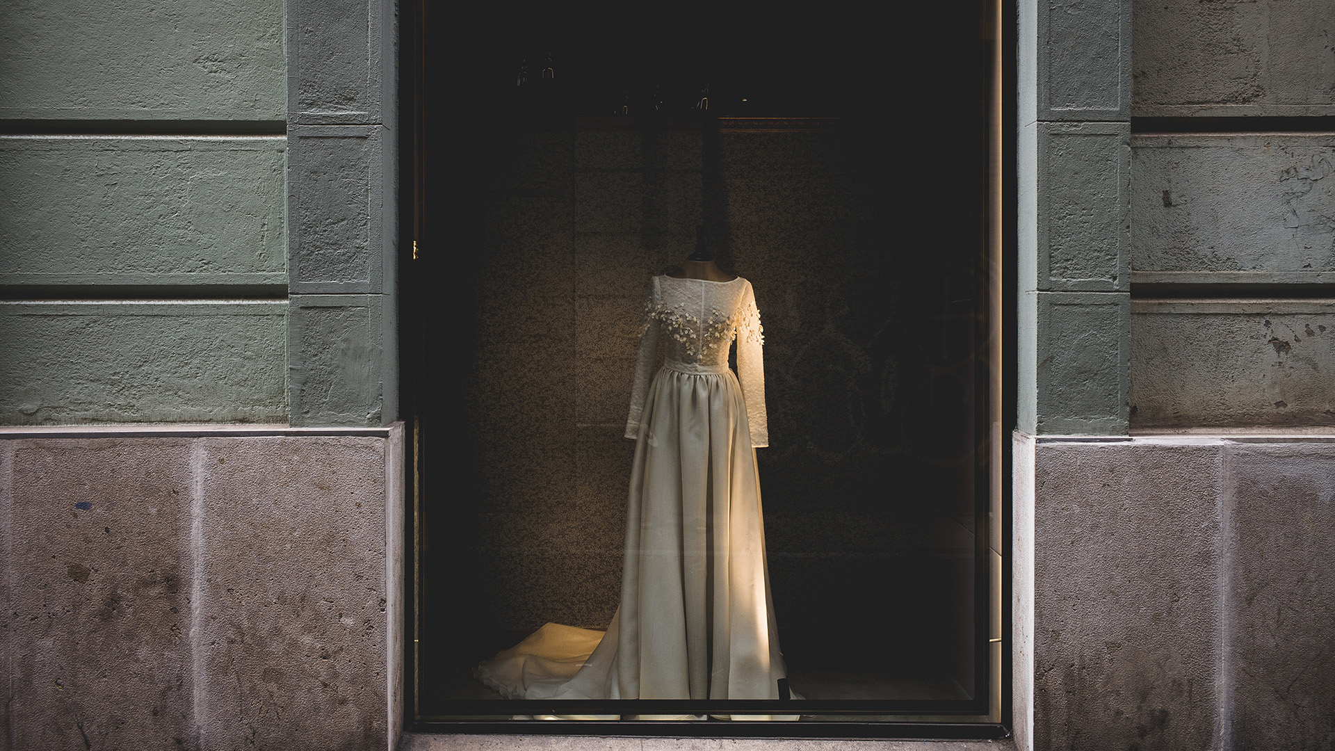 Review: ‘Fashion Theology’ by Robert Covolo