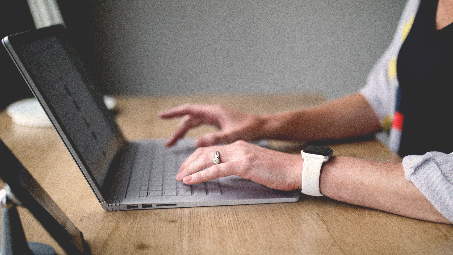 The Advantages of the Professional Christian Woman