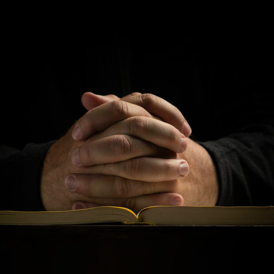 8 Ways to Become a Praying Church