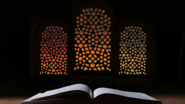 10 Habits of Discerning People