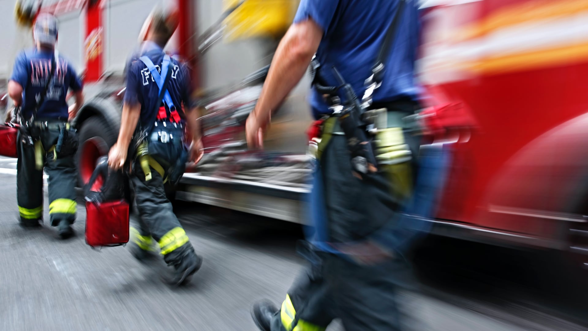 Good Firefighters Don’t Rush - The Gospel Coalition | Canada