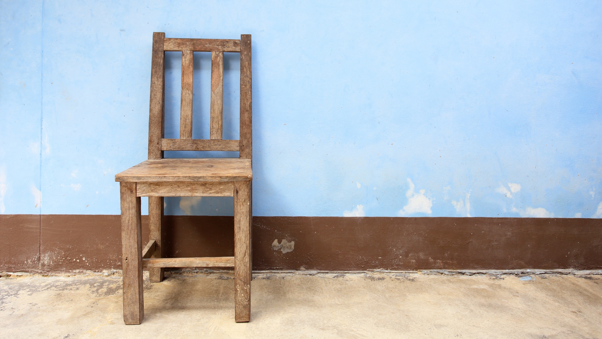 Preaching as a Four-Legged Chair - The Gospel Coalition | Canada